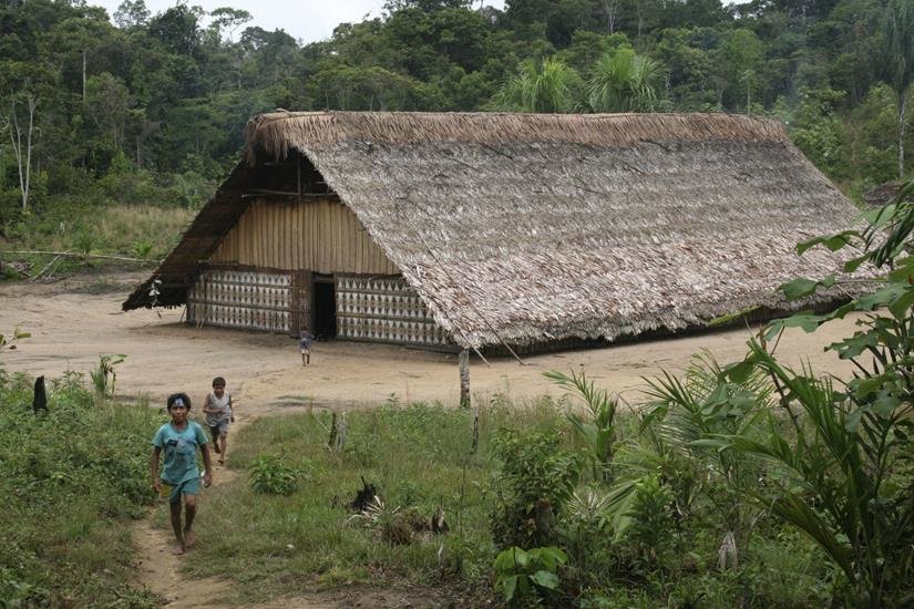 nhà Rông Tiếng Anh là gì